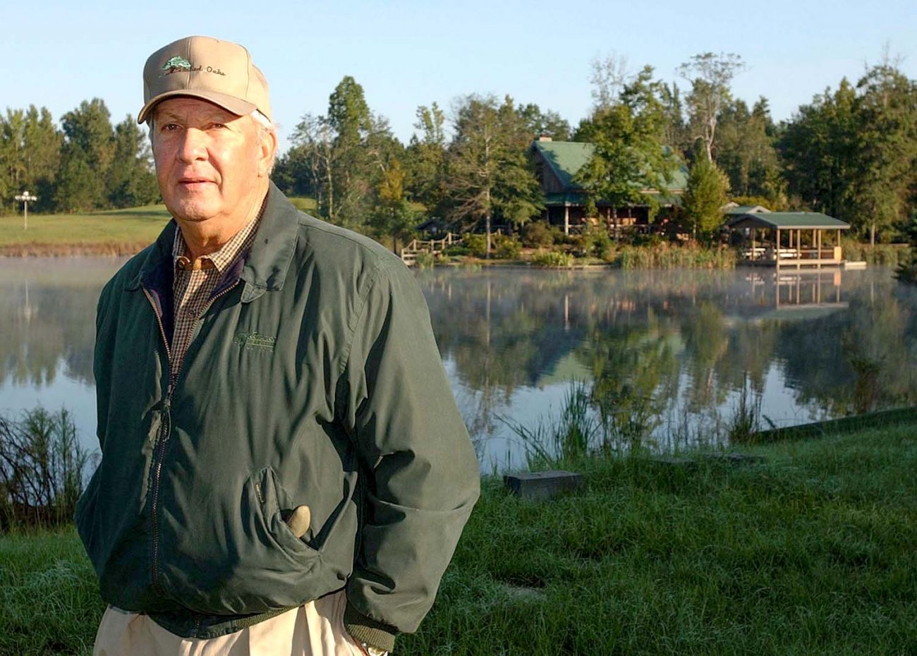 Pat Dye at Home - Encyclopedia of Alabama